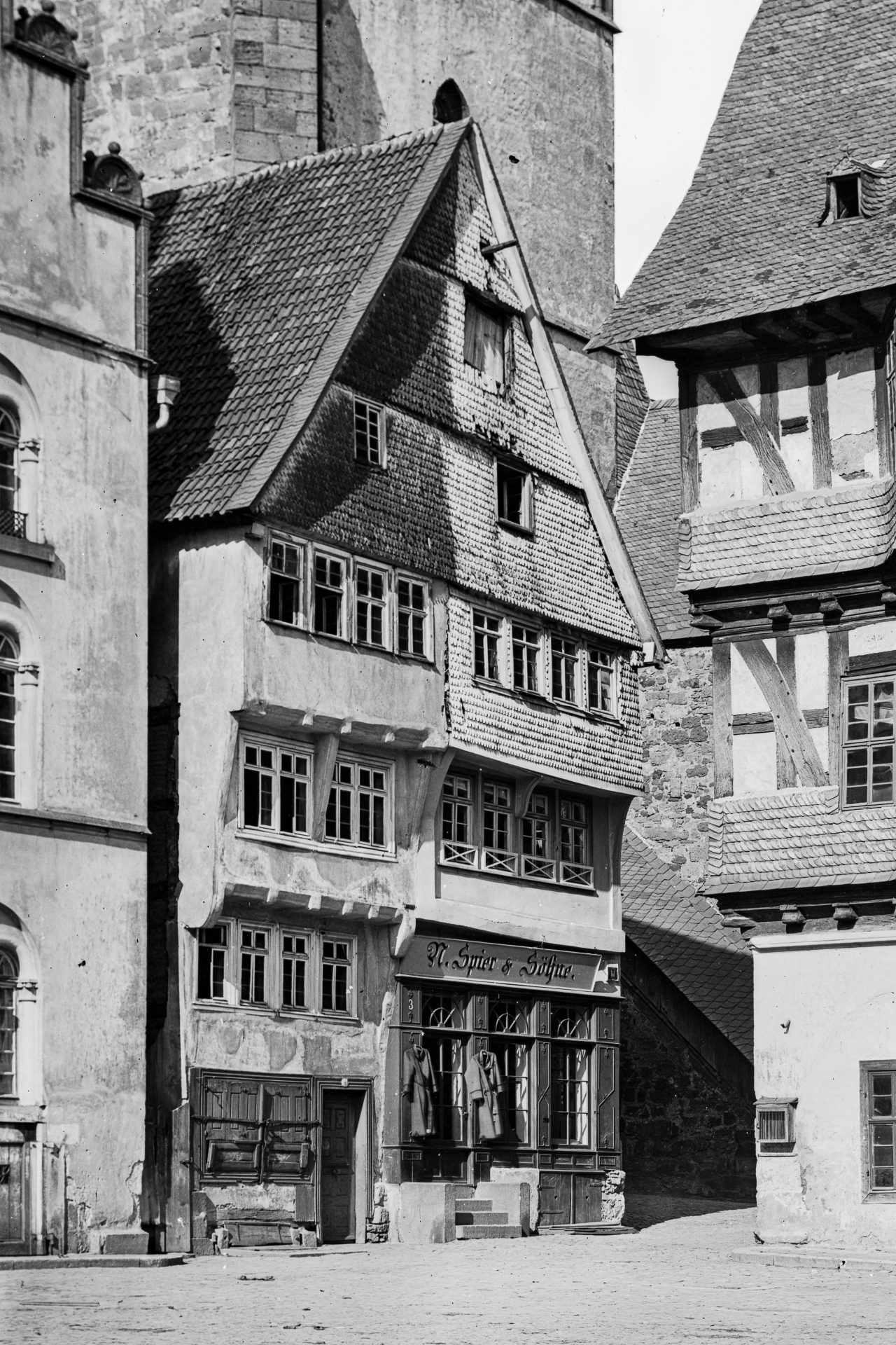 Construction of the timber-framed house at Markt 2 – Alsfeld City Museum