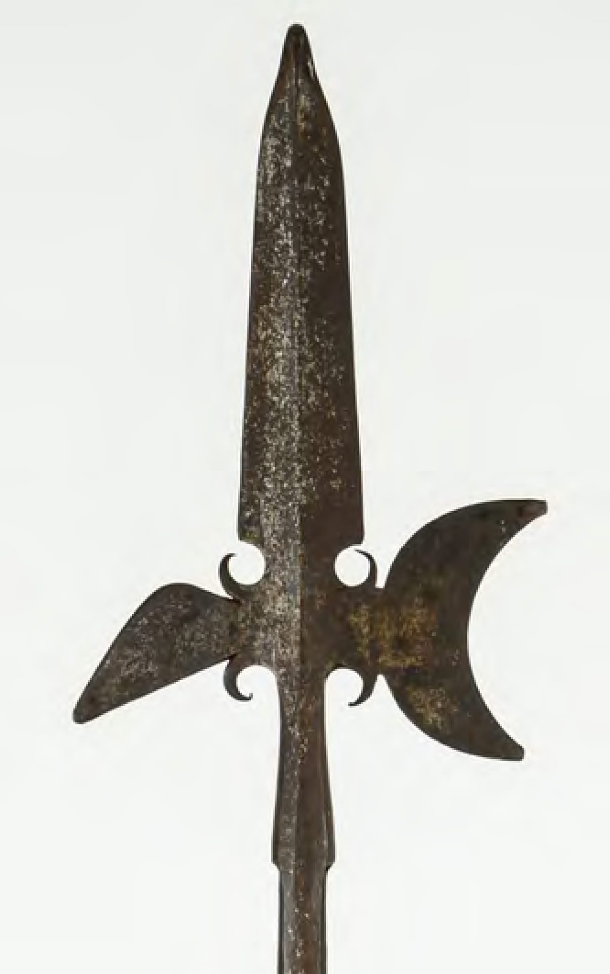 Thrusting and cutting weapon as standard equipment for night watchmen ...